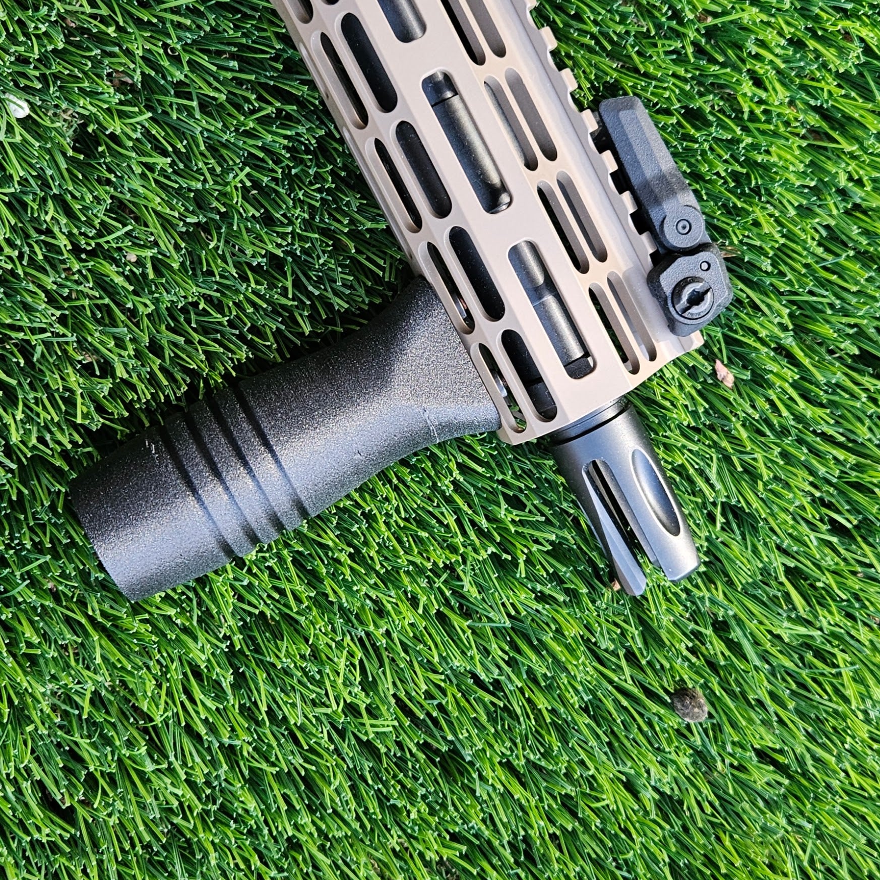 Vertical Grip M-LOK *STL FILE ONLY* – Lurch Manufacturing